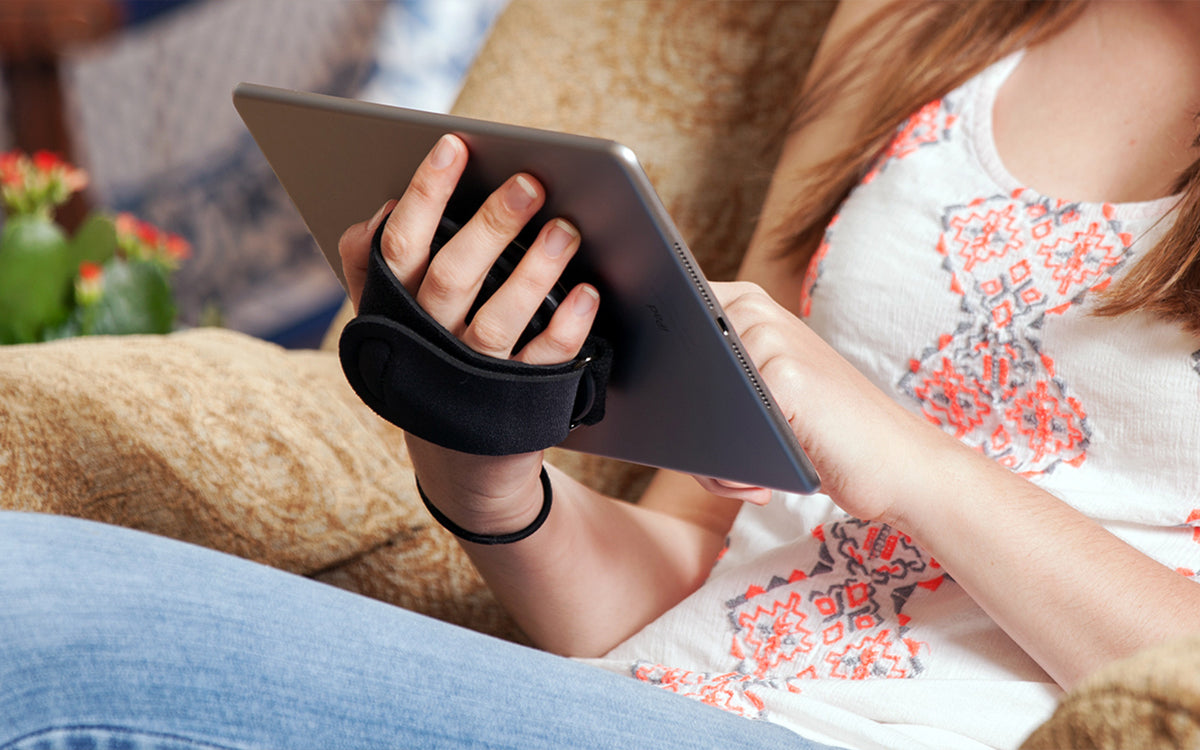 Handeholder™: Ergonomic tablet hand strap - Handeholder Products Inc.